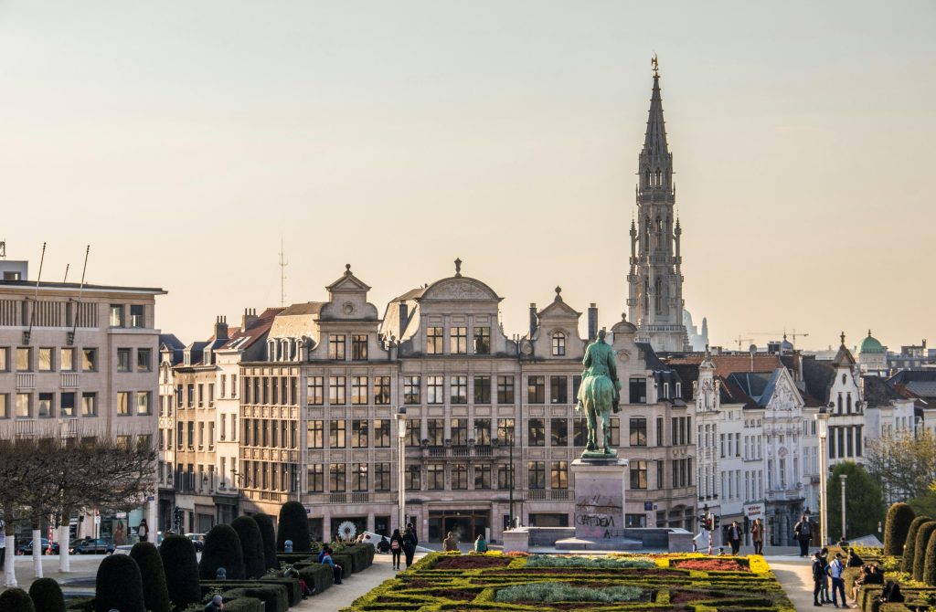 Authentic Belgian Fries: Culture, Tradition & Perfect Recipe - doineurope